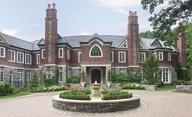 Grand Scale | Moffly Media