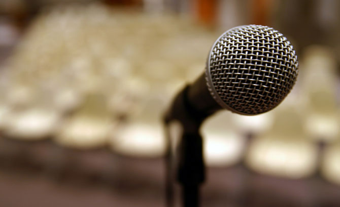 Open Mic Round Up | Moffly Media