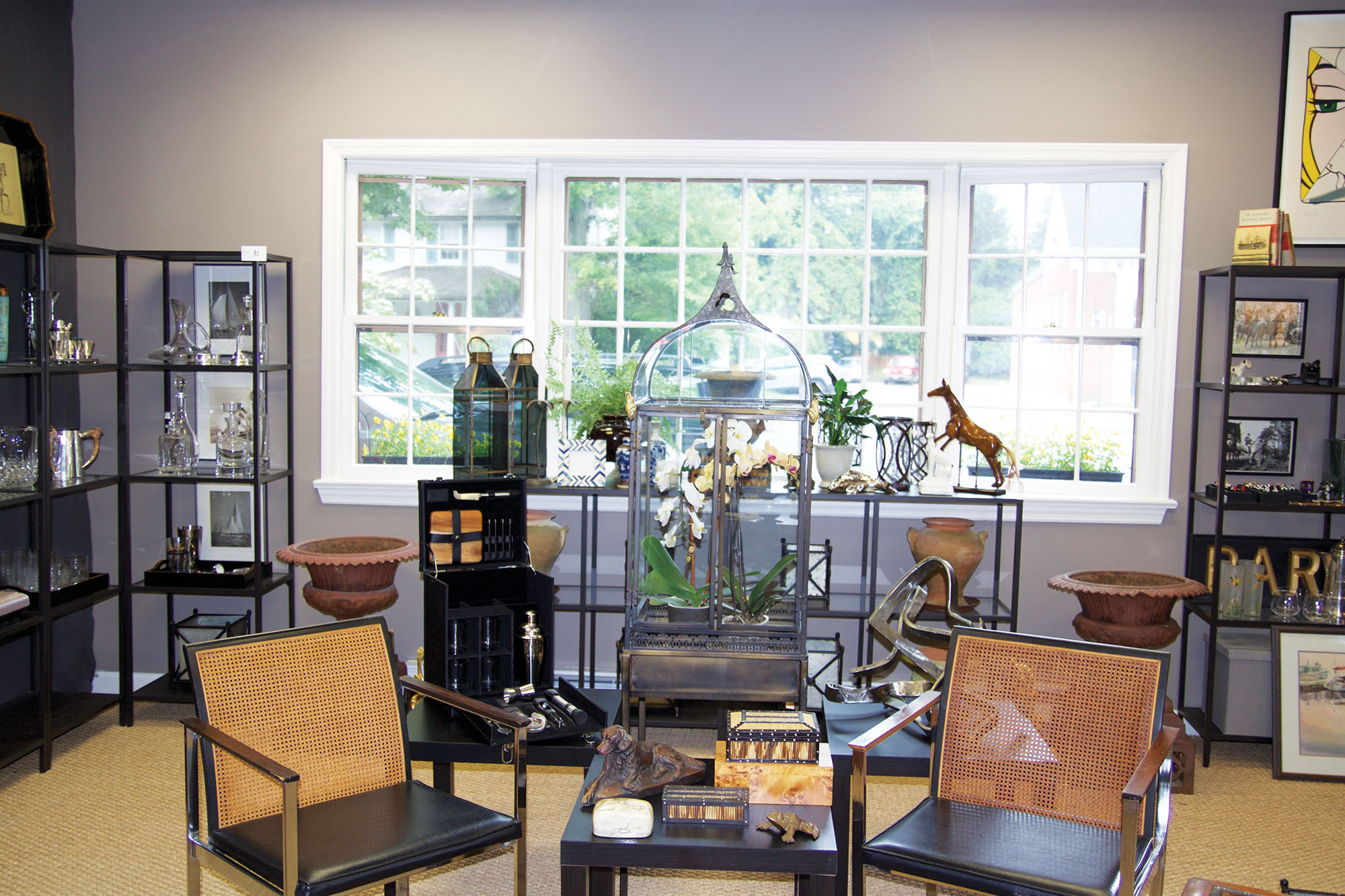 Setting Up Shop | Moffly Media