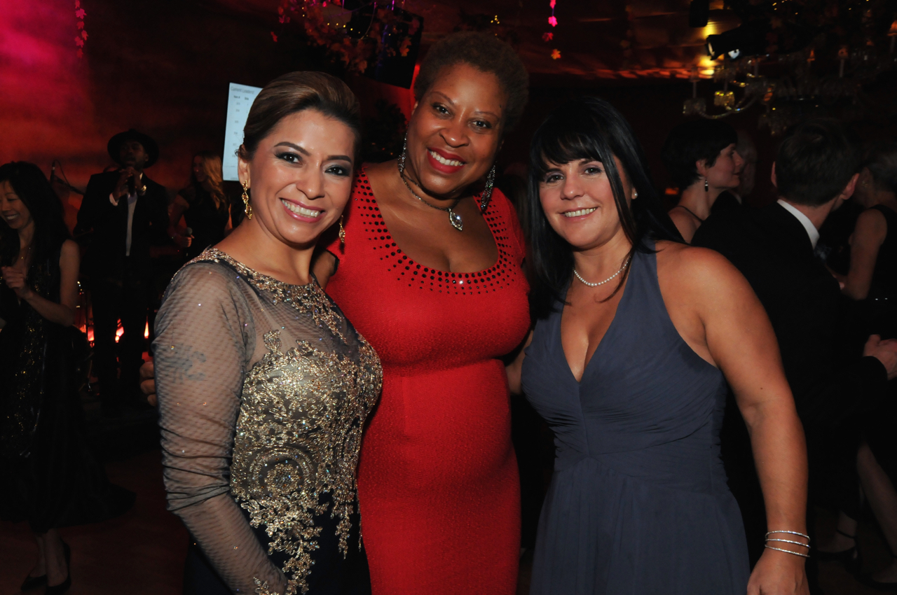 Glow Gala | Moffly Media