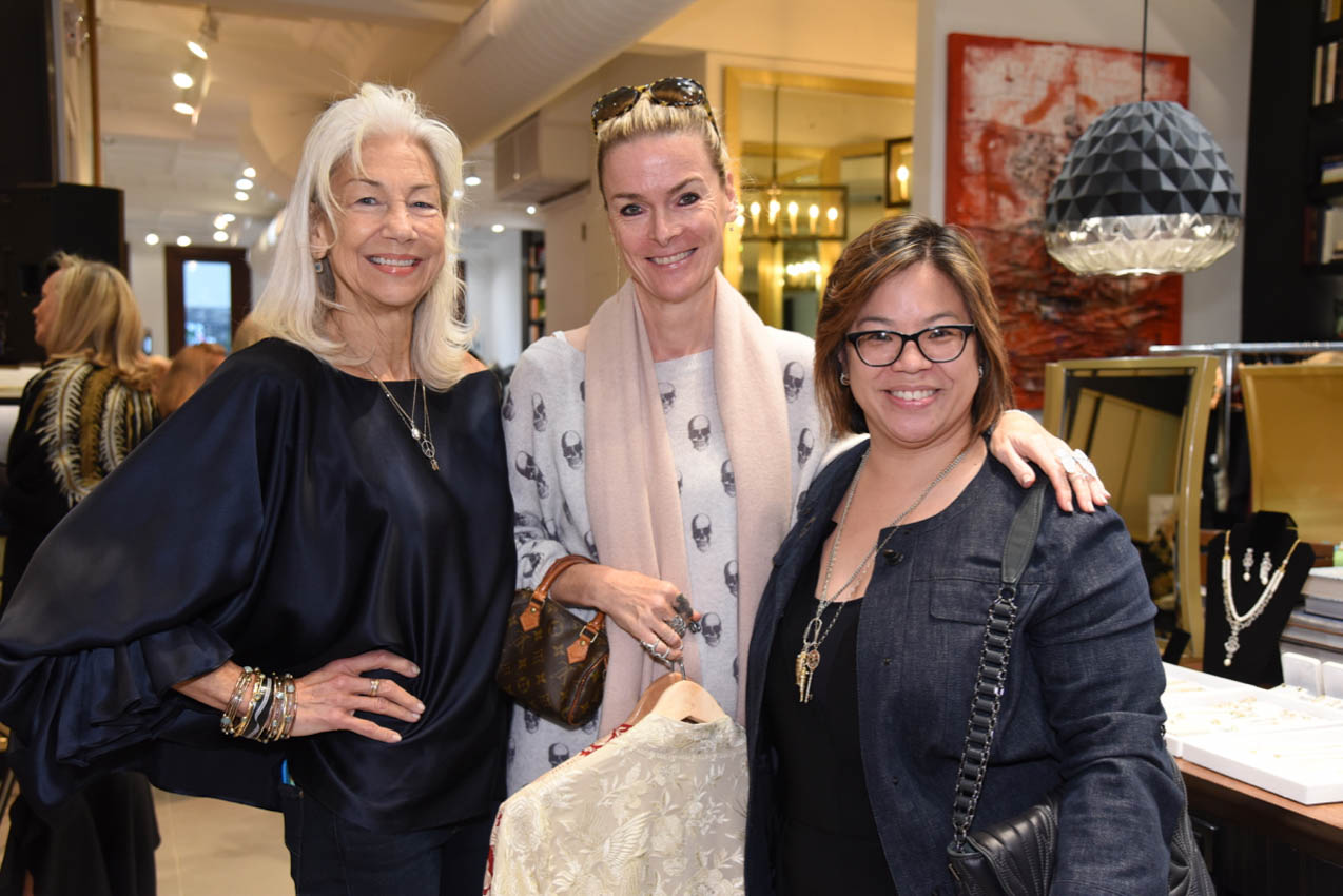 Armayla Trunk Show | Moffly Media