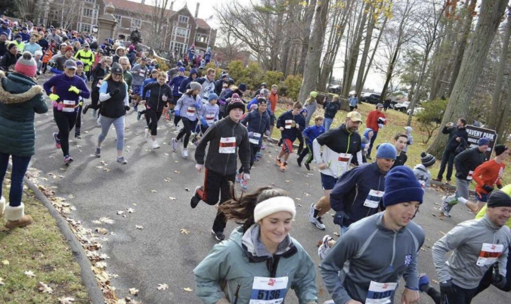Trotting Along to the Best Turkey Trots in Fairfield County | Moffly Media