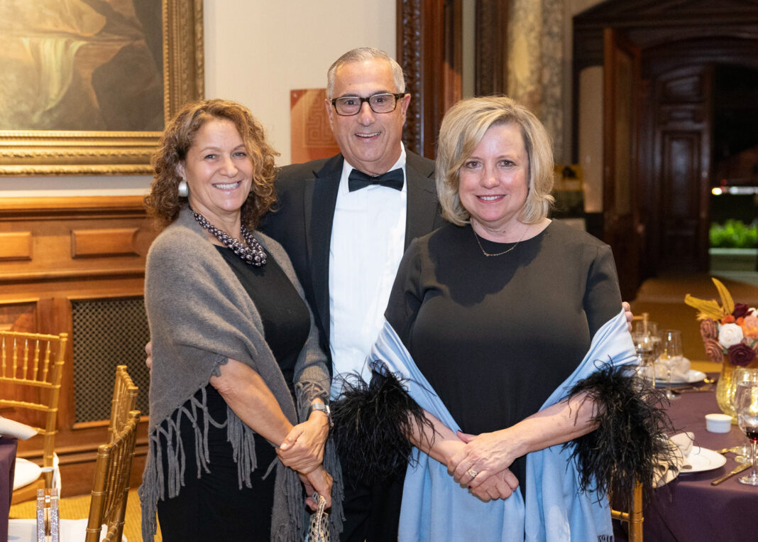 Party Pics: A Luminous Future Gala | Moffly Media